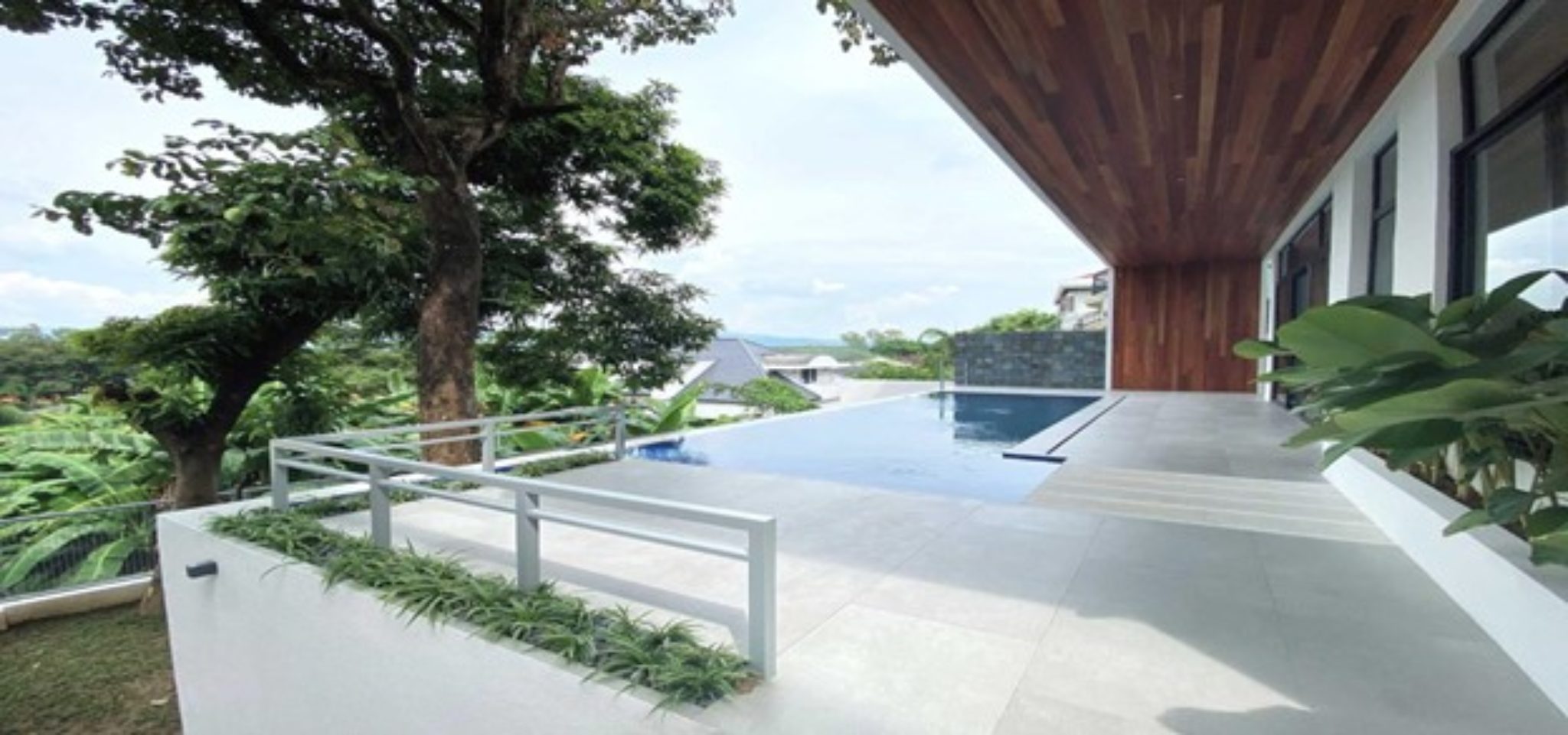 Architectural Excellence: Exploring the Unique House Designs of Ayala ...